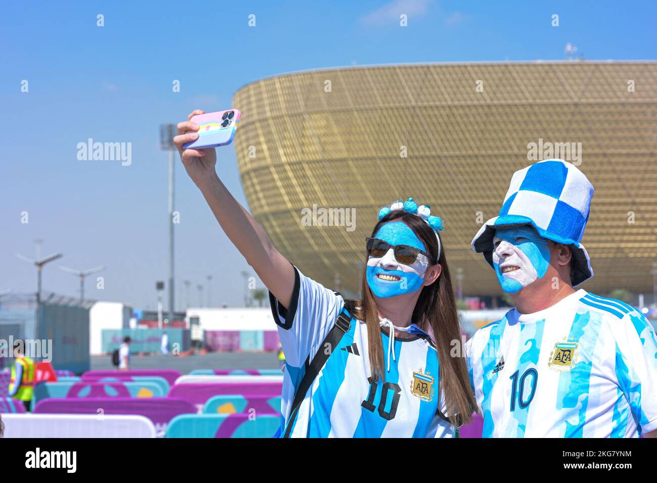 Argentina fans world cup 22 hi-res stock photography and images - Alamy