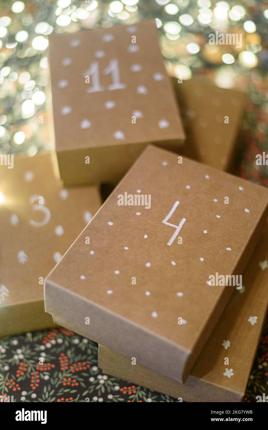 Paper handmade boxes to Christmas Advent Calendar with day numbers and ...