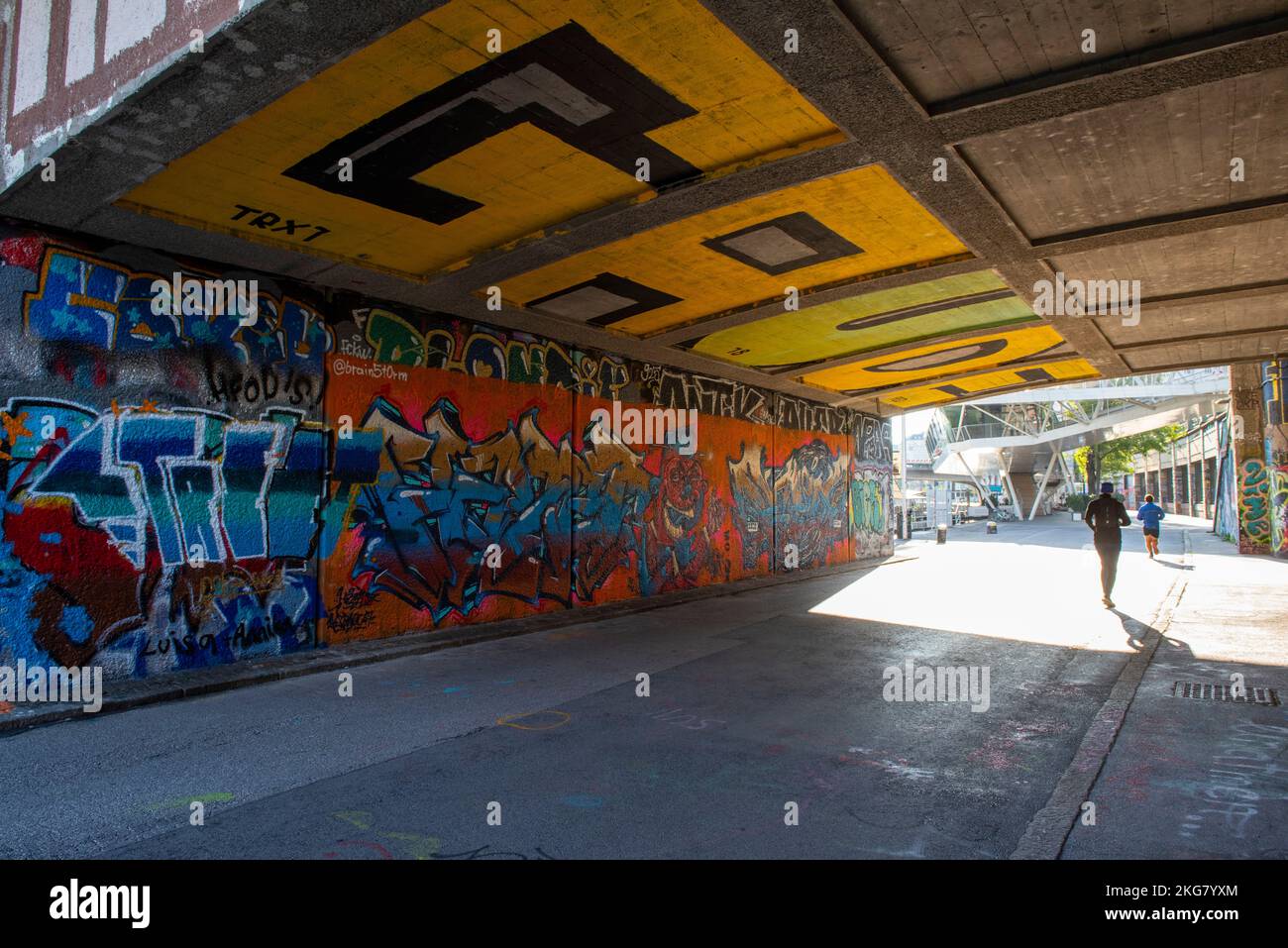 Street art and graffiti on the walls by the Danube Canal in Vienna ...