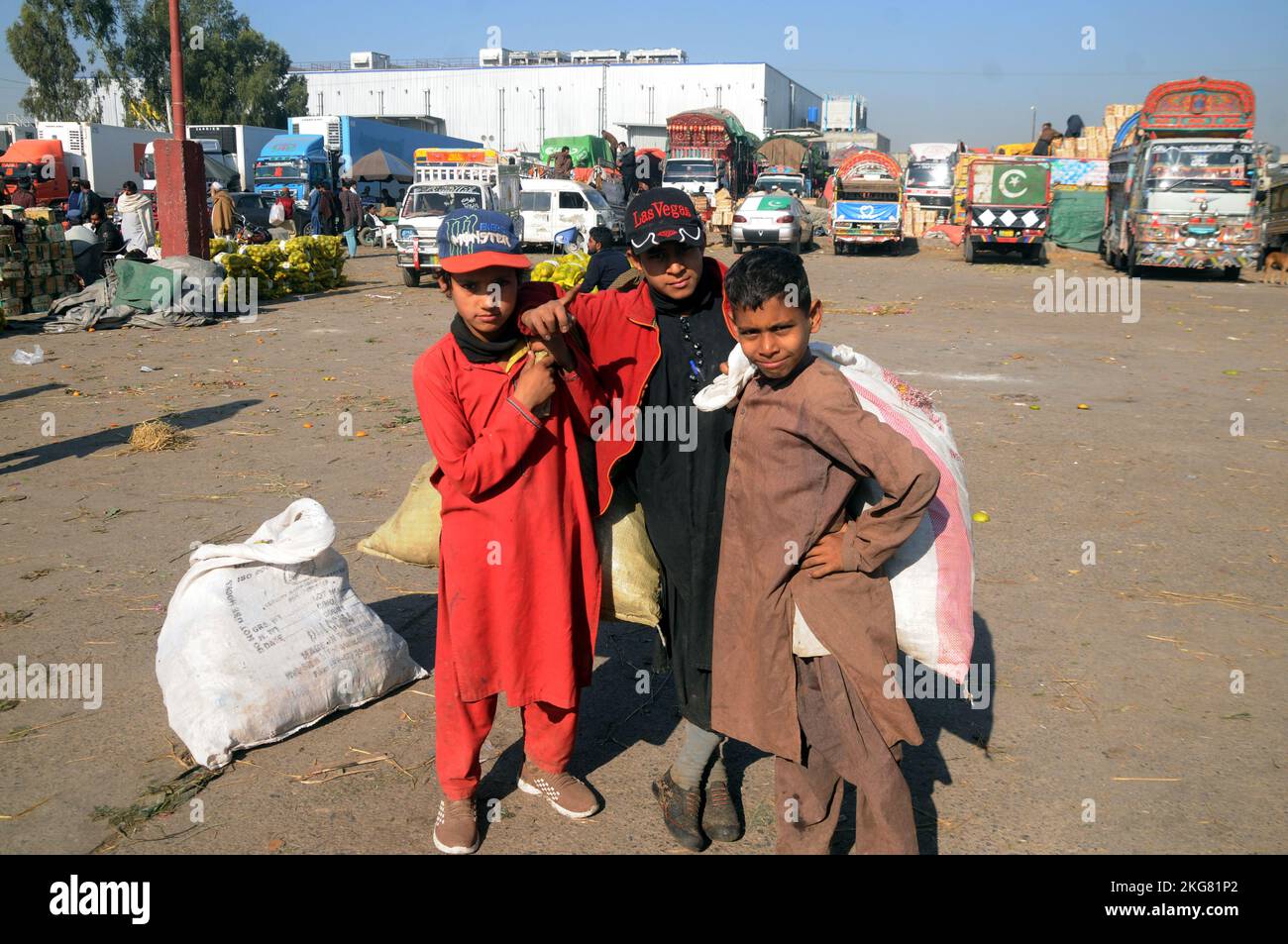 Islamabad market hi-res stock photography and images - Alamy