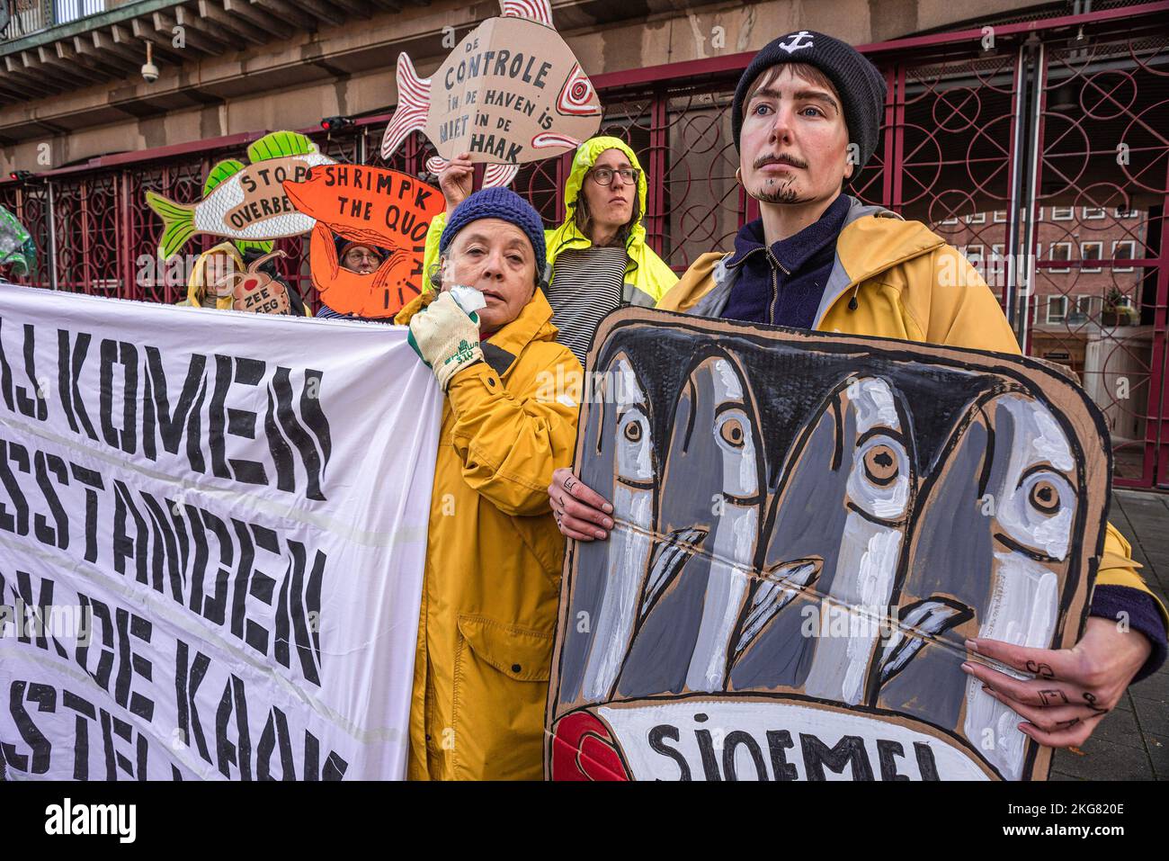 Fish quota protest banner hi-res stock photography and images - Alamy