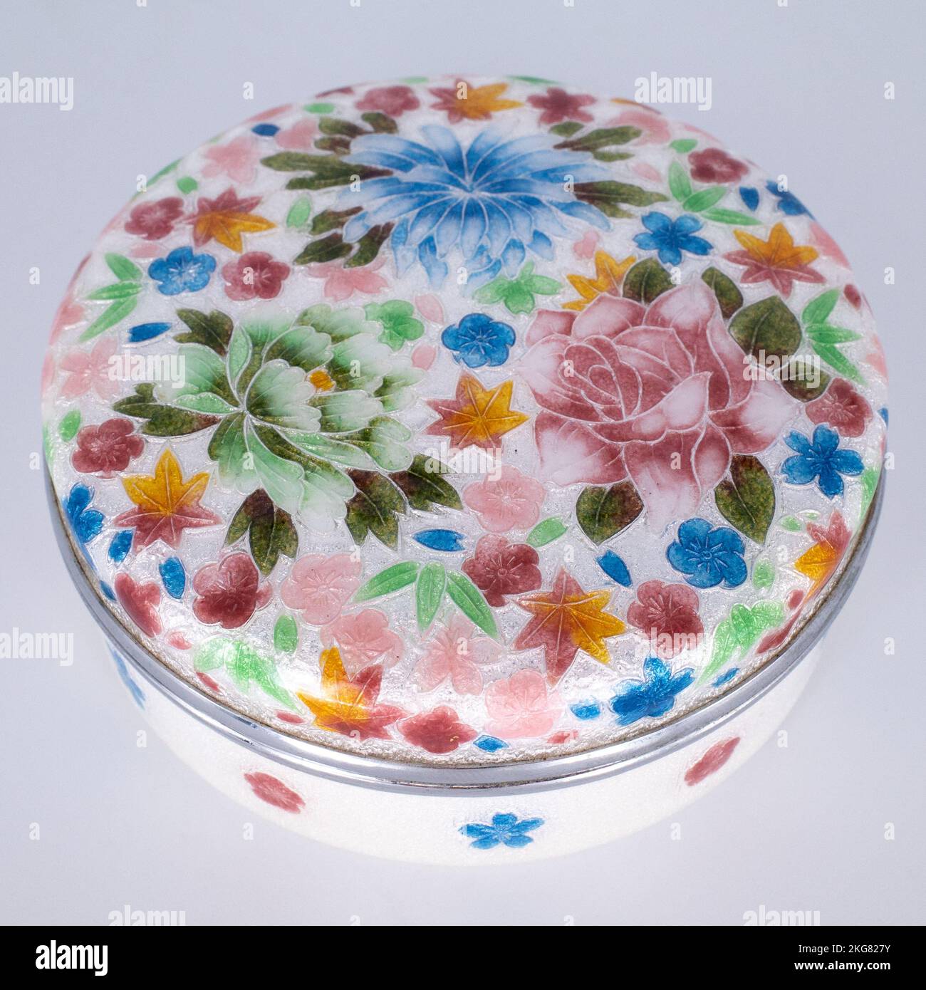 Ando cloisonne hi-res stock photography and images - Alamy