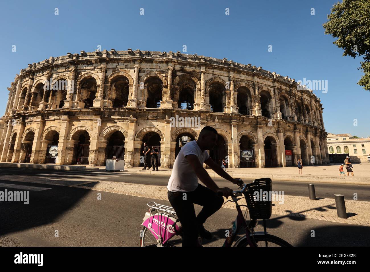 Attractions de nîmes hi-res stock photography and images - Alamy