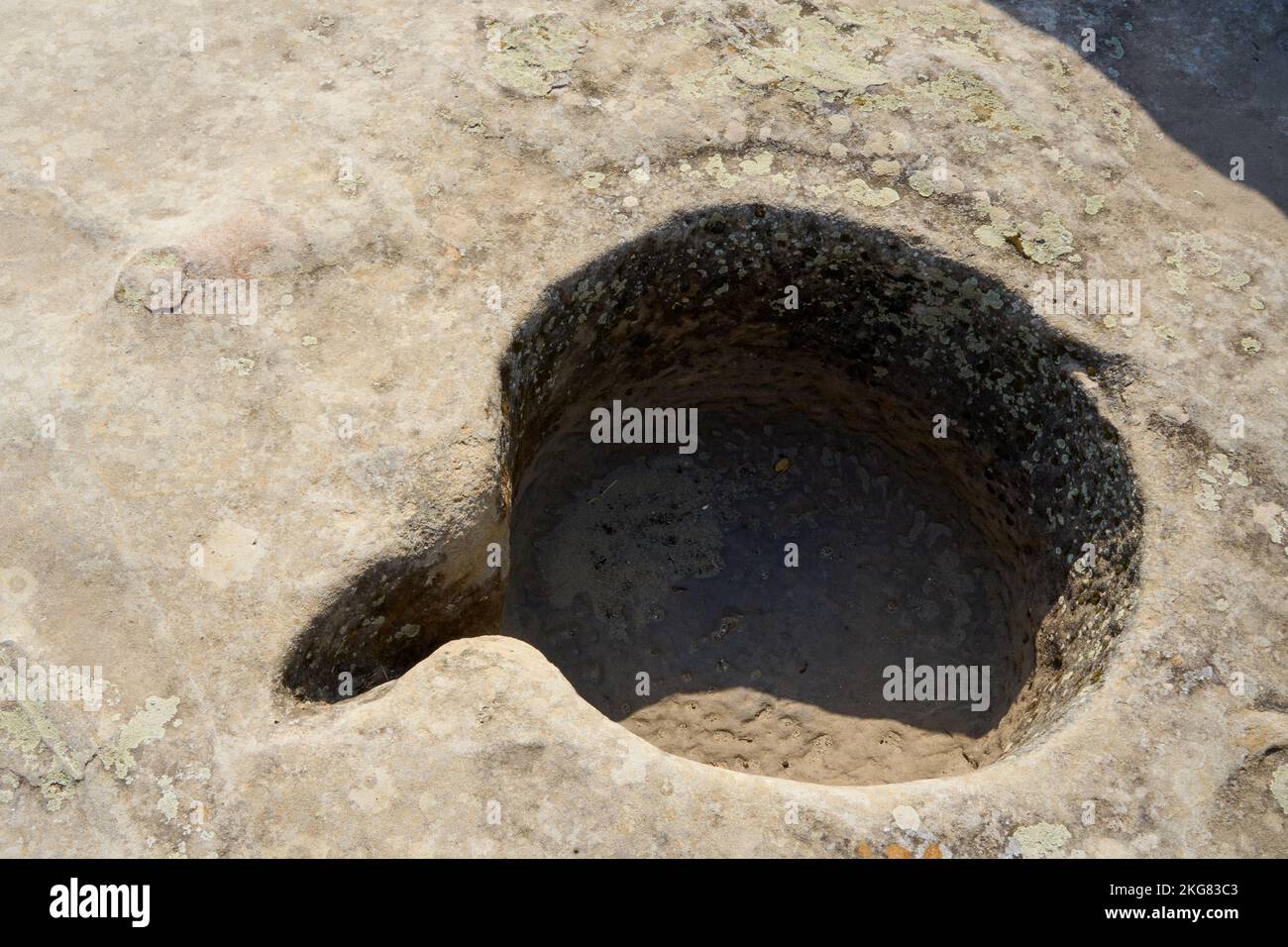 Loch im boden hi-res stock photography and images - Alamy