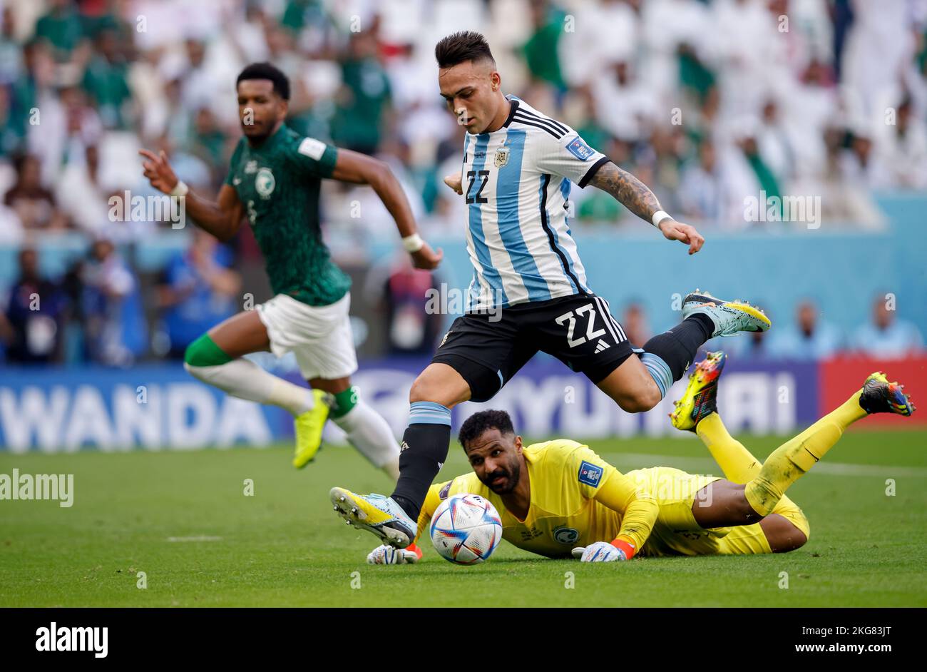 Lusail, Catar. 22nd Nov, 2022. MARTINEZ Lautaro of Argentina dribbles ...