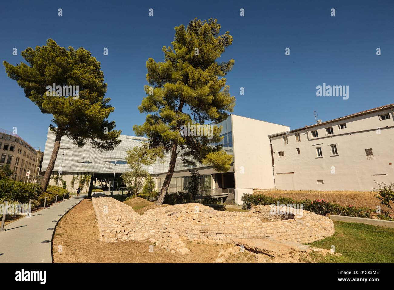 Nimes archaeological museum hi-res stock photography and images - Alamy