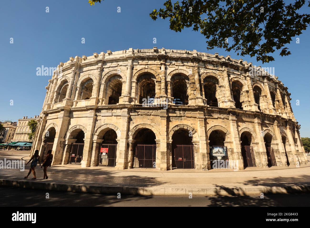 Arènes de nîmes ancient hi-res stock photography and images - Alamy