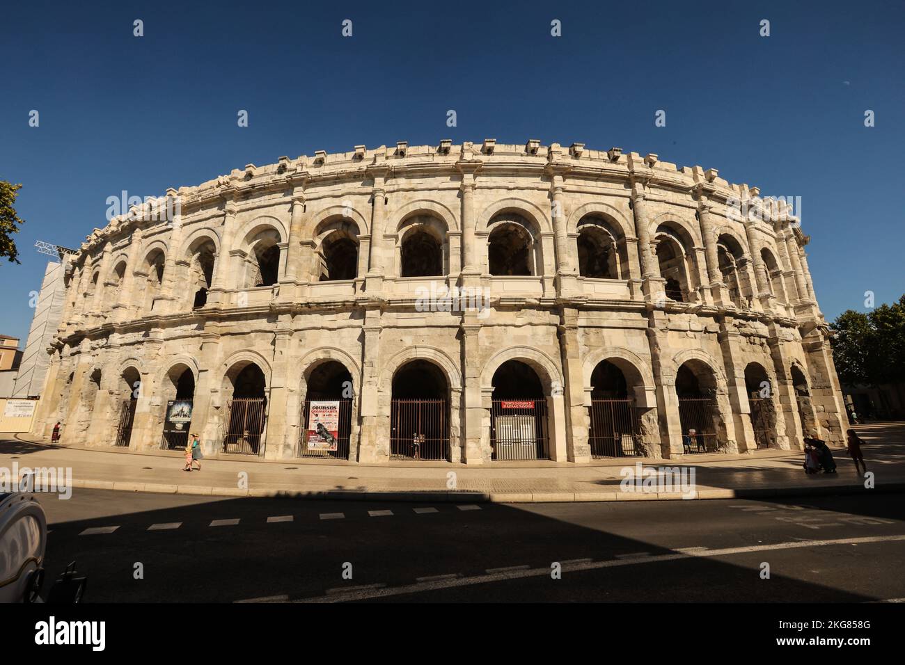 Attractions de nîmes hi-res stock photography and images - Alamy