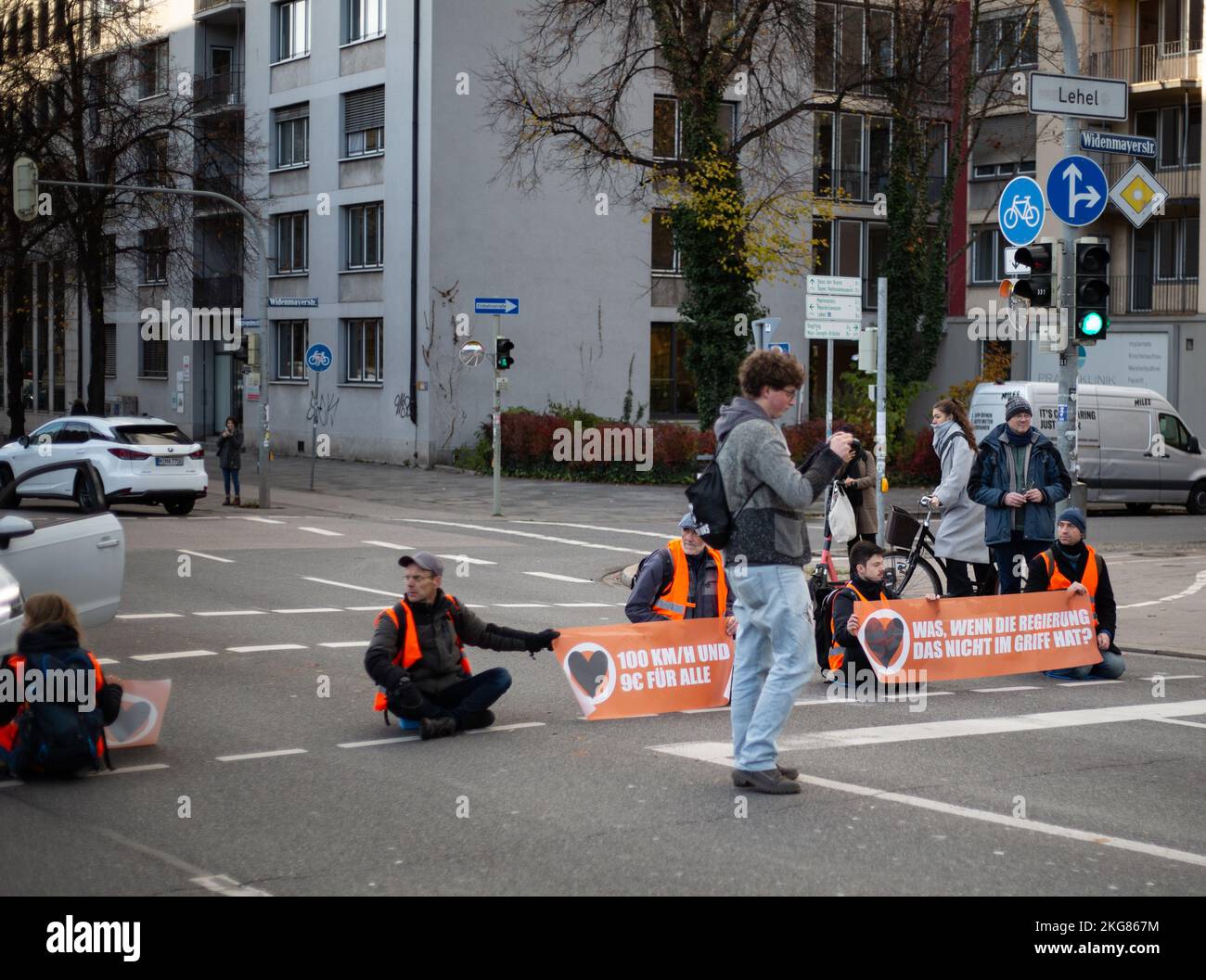 Munich, Germany. 21st Nov, 2022. On November 21, 2022, activists of the ...