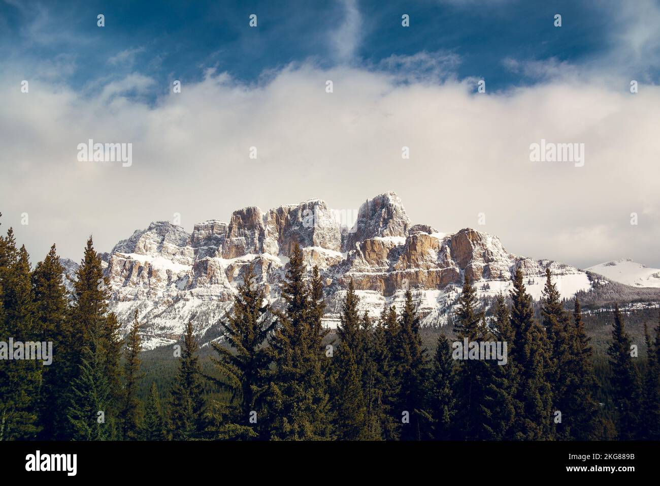 "Castle Mountain Junction, Banff, Alberta Stock Photo - Alamy