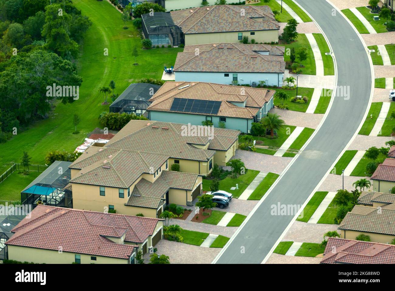 Aerial view of tightly packed homes in Florida closed living clubs ...
