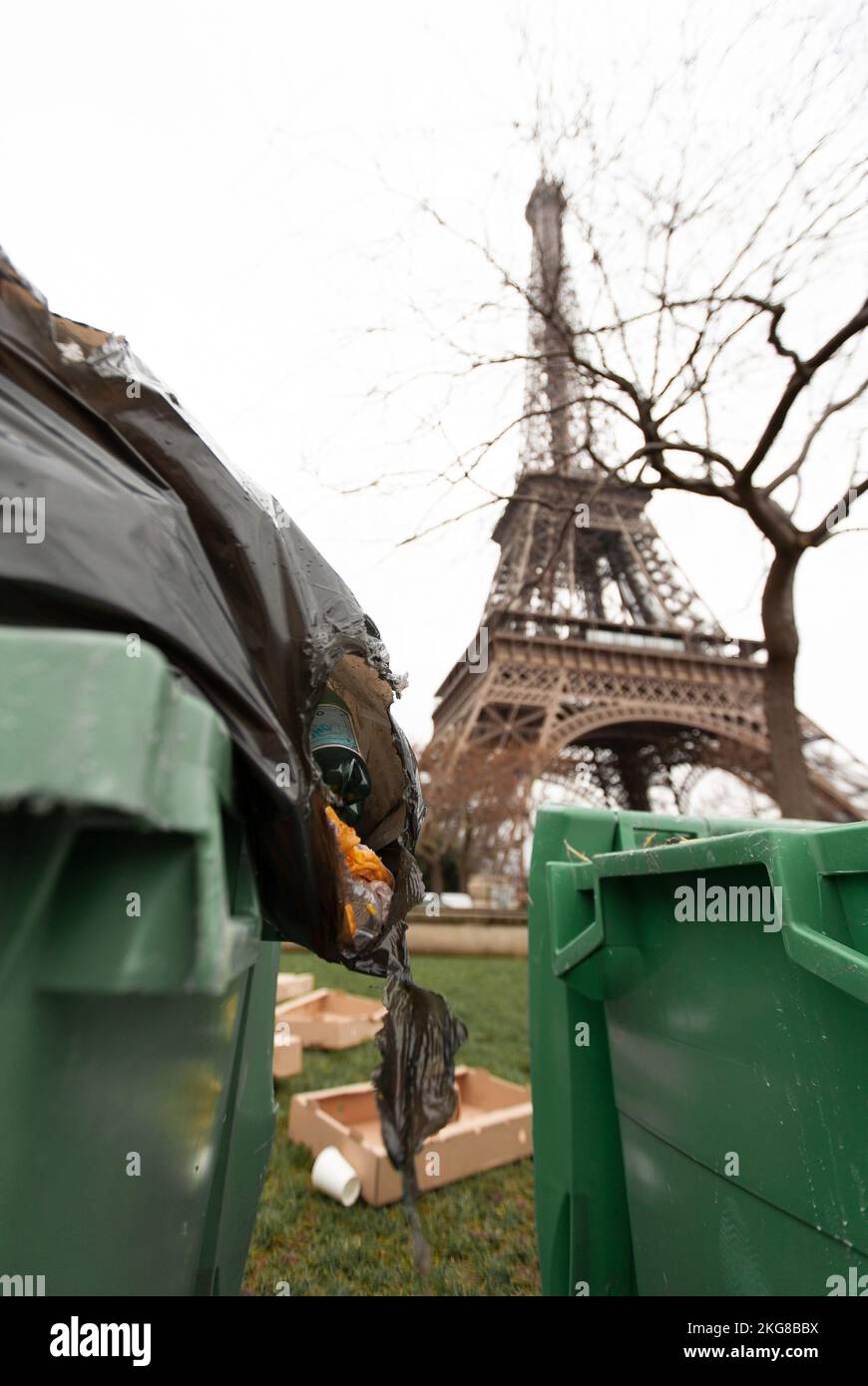 Paris, Eiffel Tower with garbage cans in front Stock Photo - Alamy