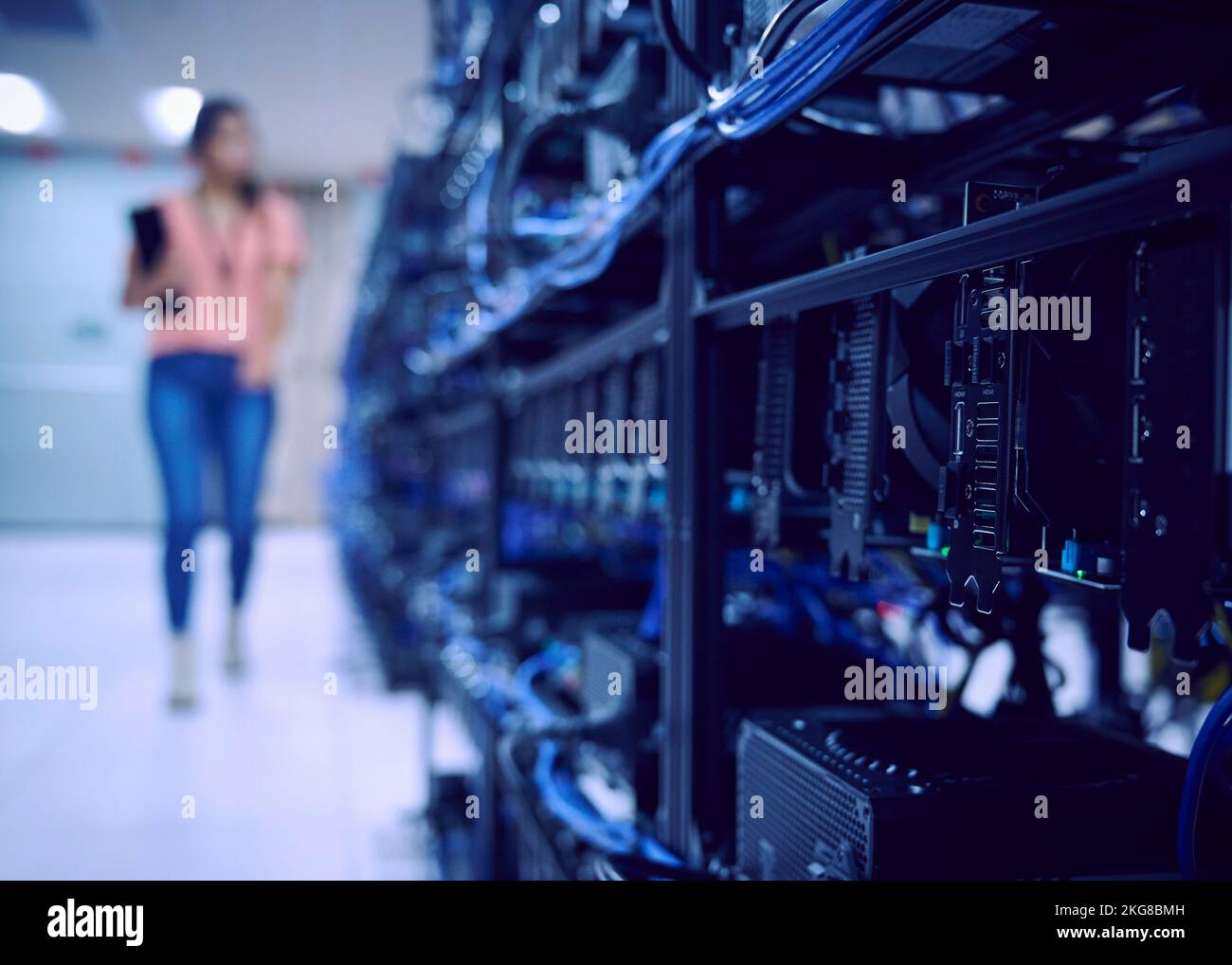 Walking technician in blue hi-res stock photography and images - Alamy