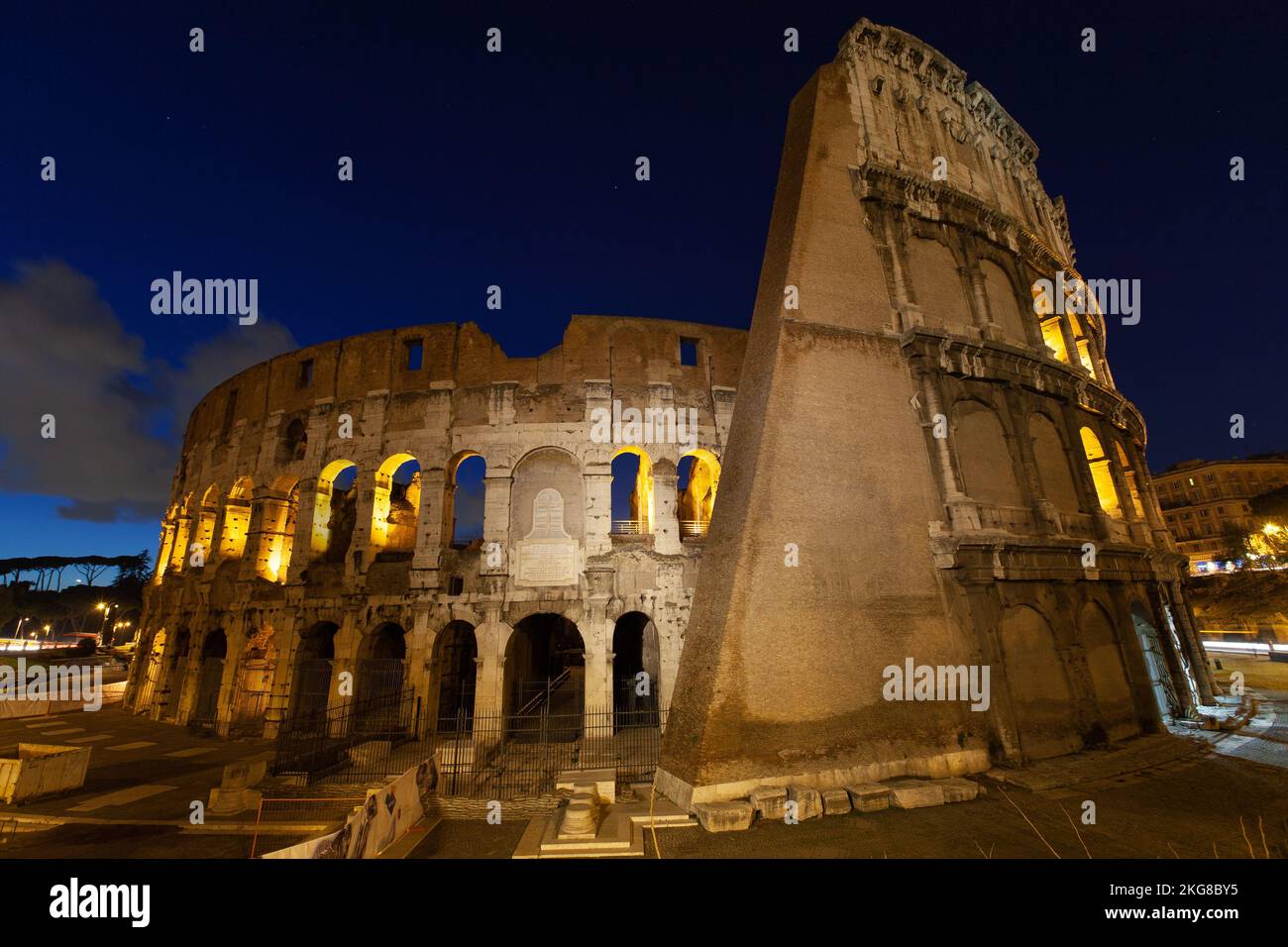 rome, italy, colosseum old ancient building gladiator battle at night ...