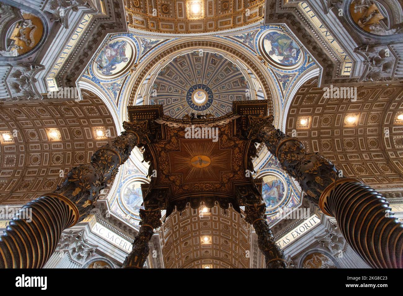 ROME, ITALY, VATICAN - DECEMBER 16, 2011: Italy, Rome, Vatican, St ...