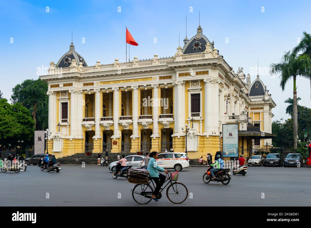 The Grand Opera House, Hanoi, Vietnam Stock Photo - Alamy