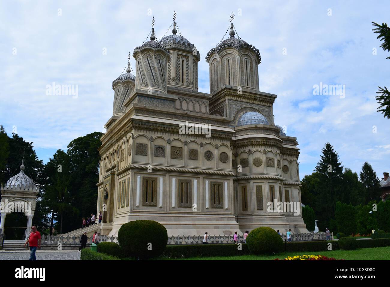 Manastirea Curtea de Arges Stock Photo - Alamy