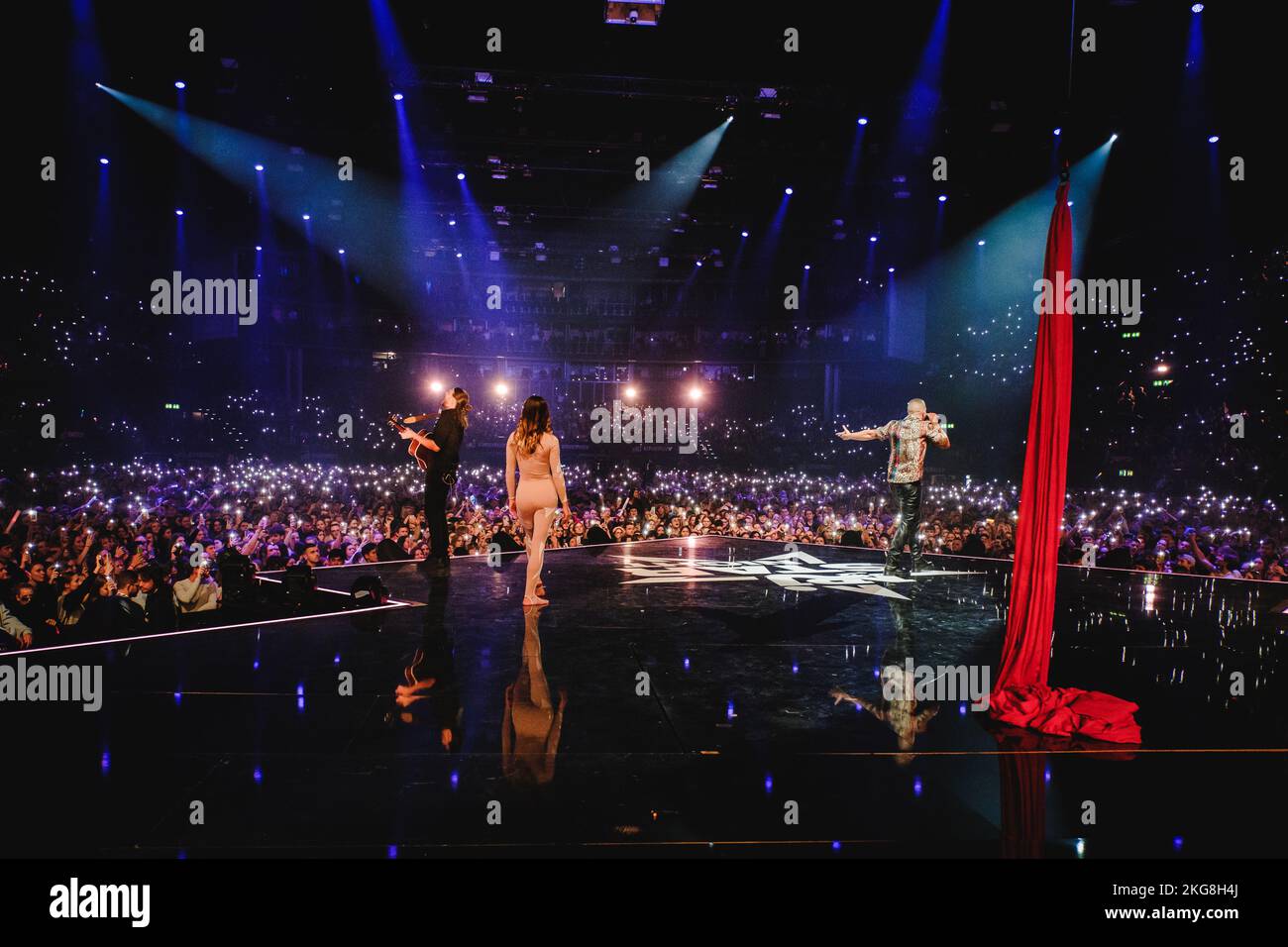 Loco escrito singer hi-res stock photography and images - Alamy