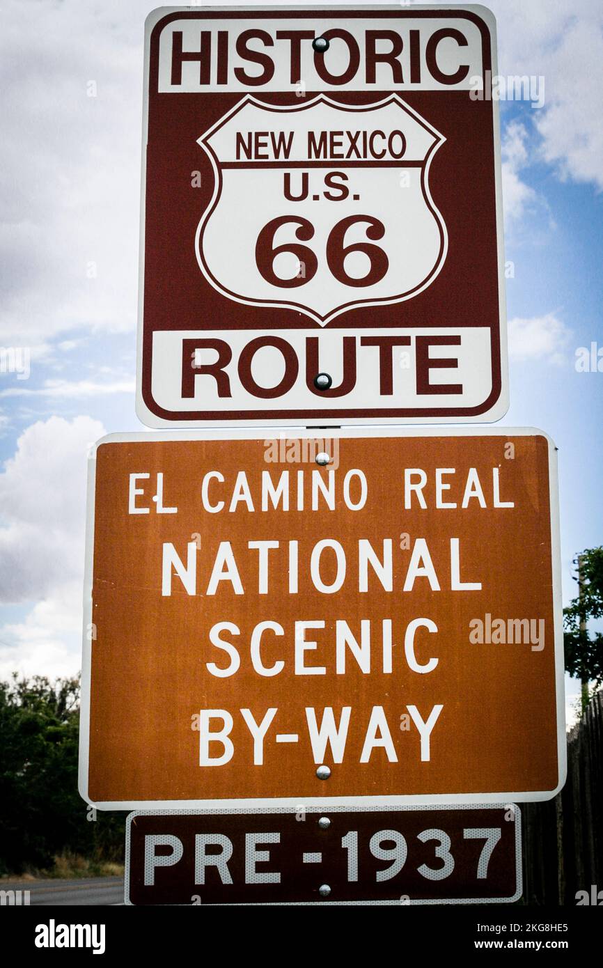 USA, New Mexico, Albuquerque, Vintage route 66 road sign Stock Photo ...