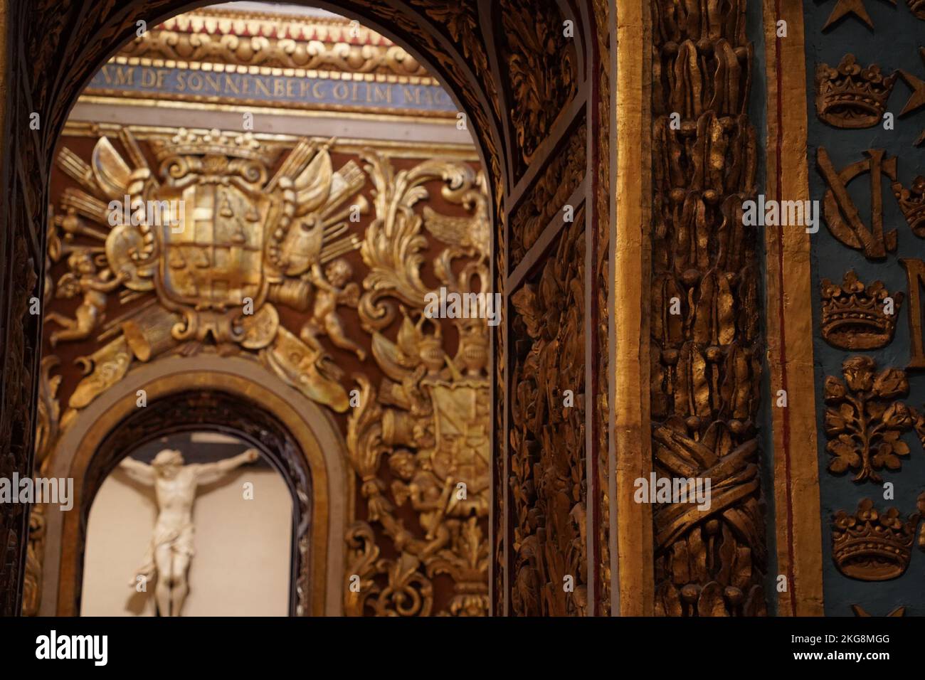malta church interior la valletta st john cathedral Stock Photo - Alamy