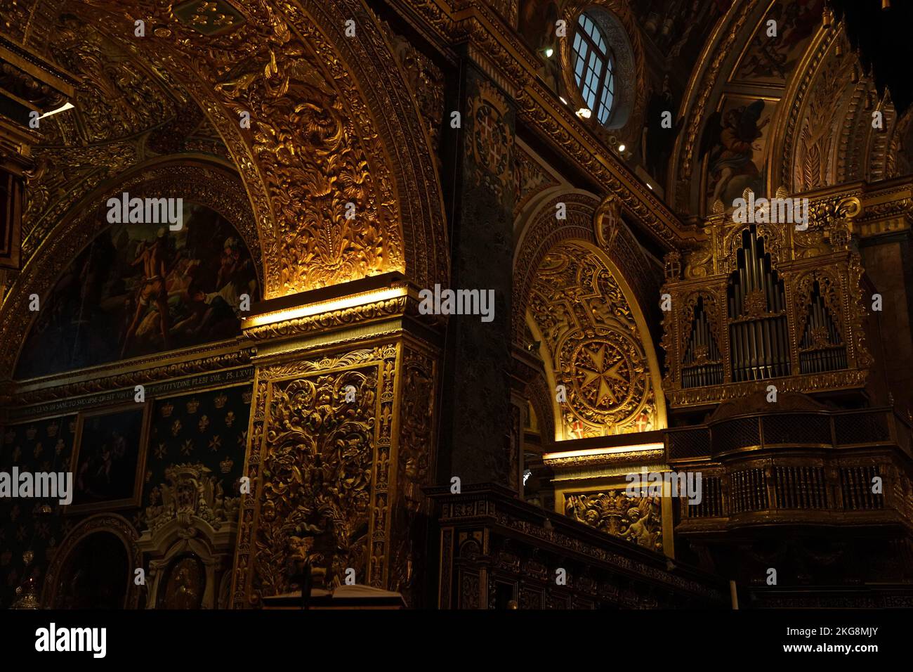 malta church interior la valletta st john cathedral Stock Photo - Alamy