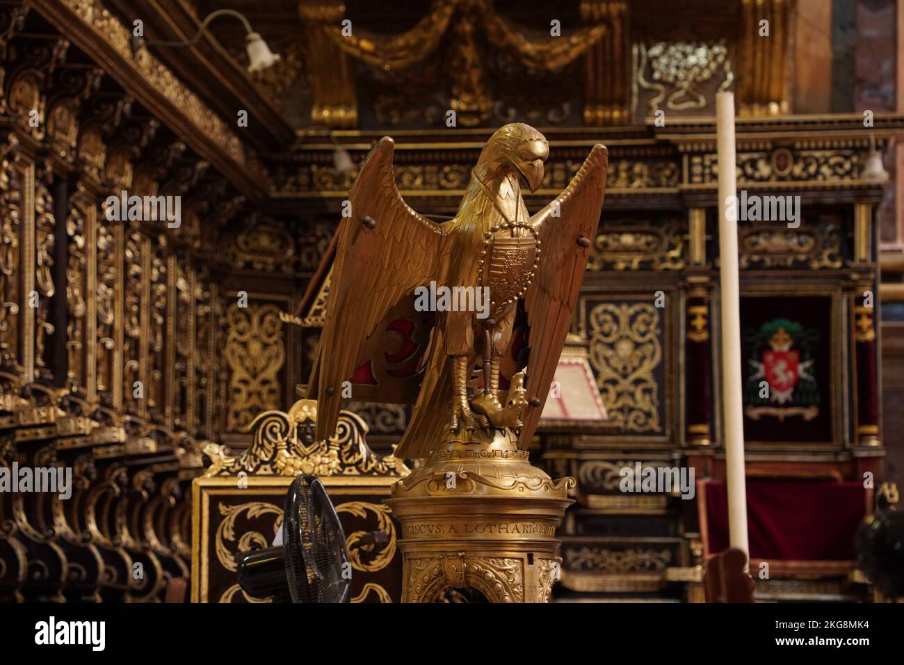 malta church interior la valletta st john cathedral Stock Photo - Alamy