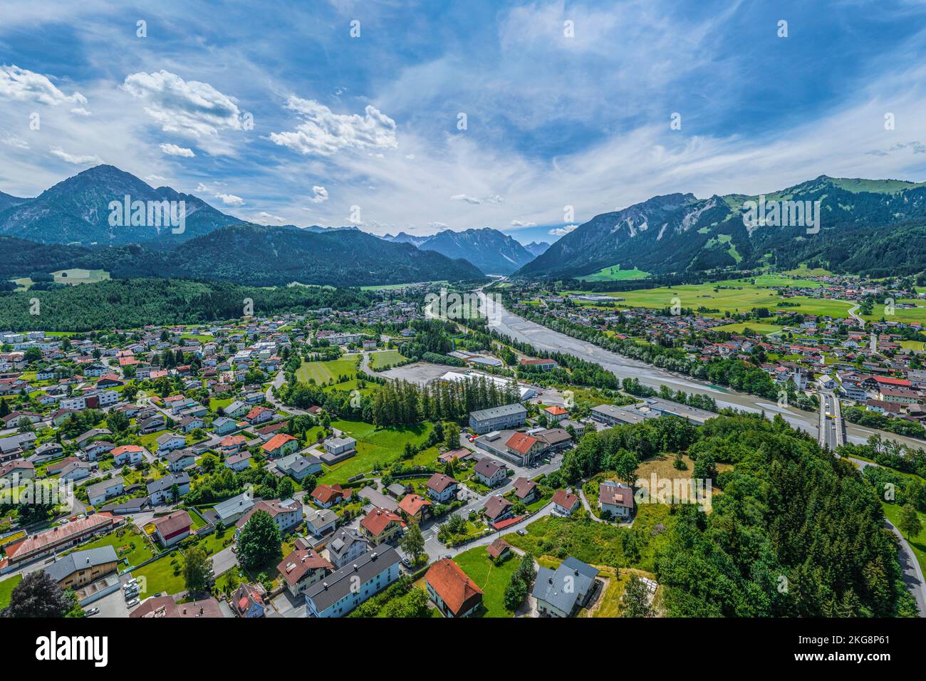 Reutte, the main town of the Tyrolean Außerfern in aerial view Stock ...
