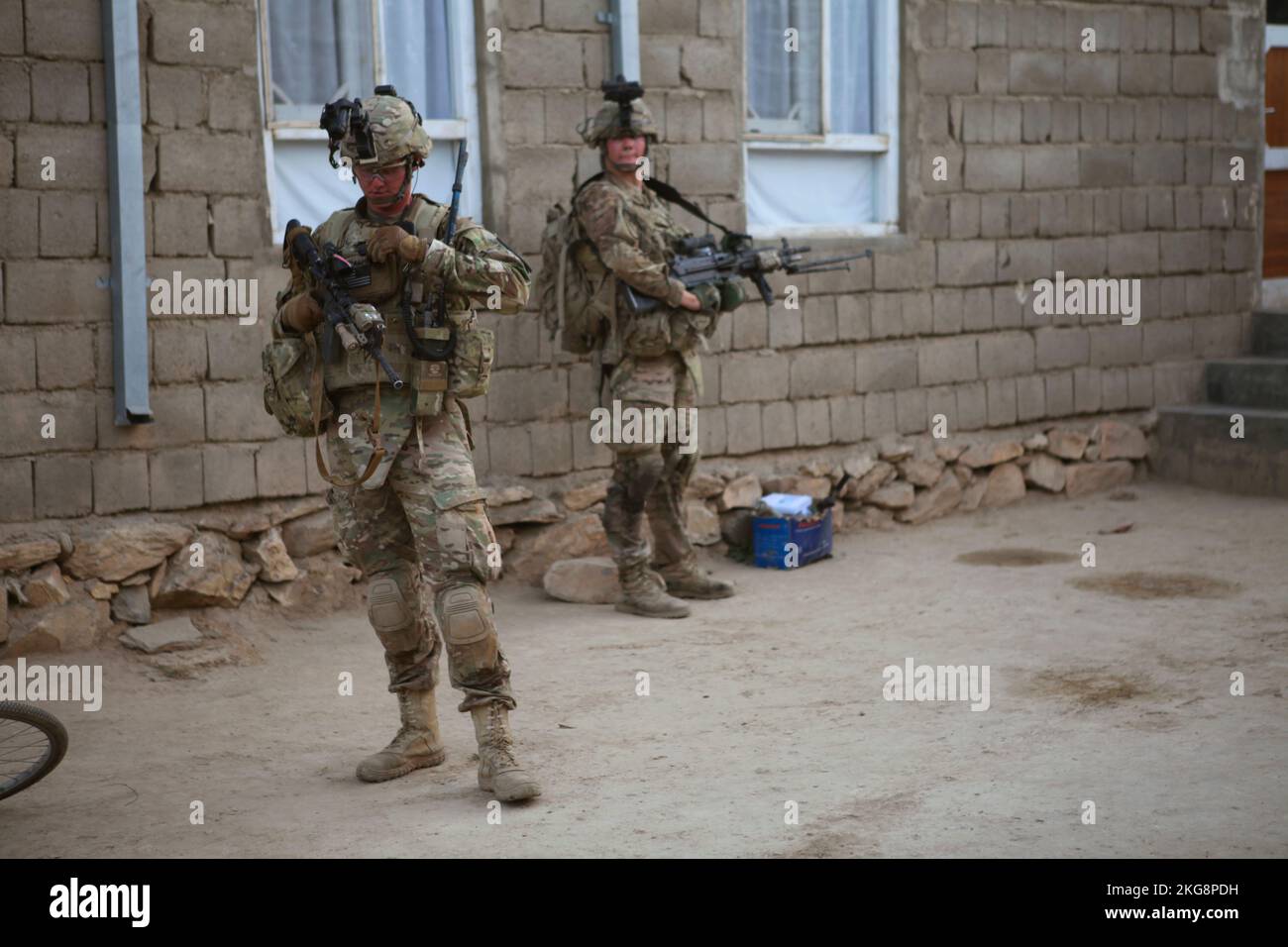 SALAR, AFGHANISTAN - 30 August 2013 - U.S. Army soldiers with Company B ...