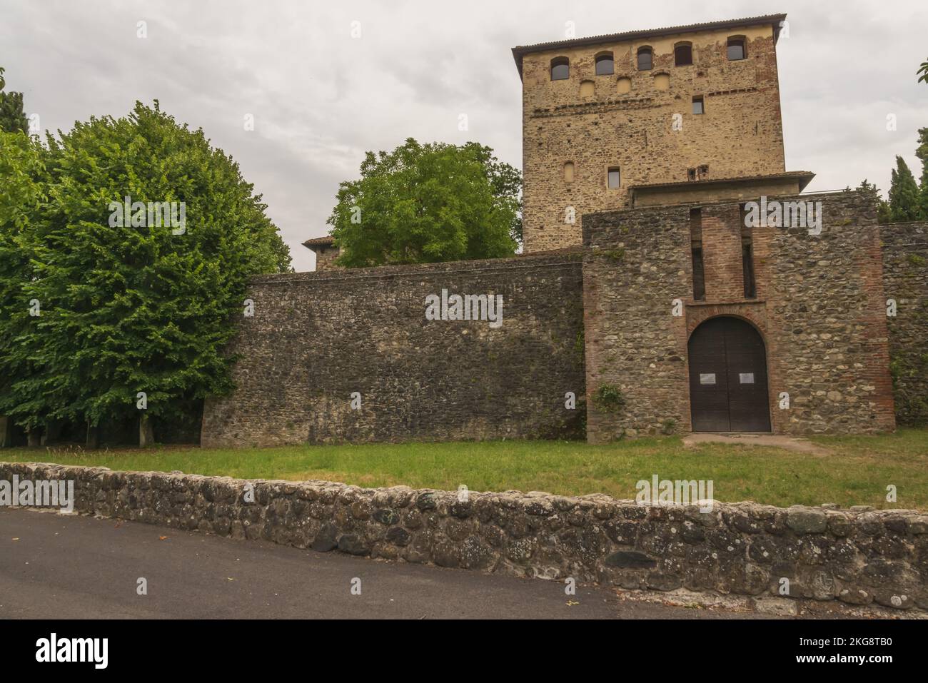 bobbio castello 4 Stock Photo - Alamy