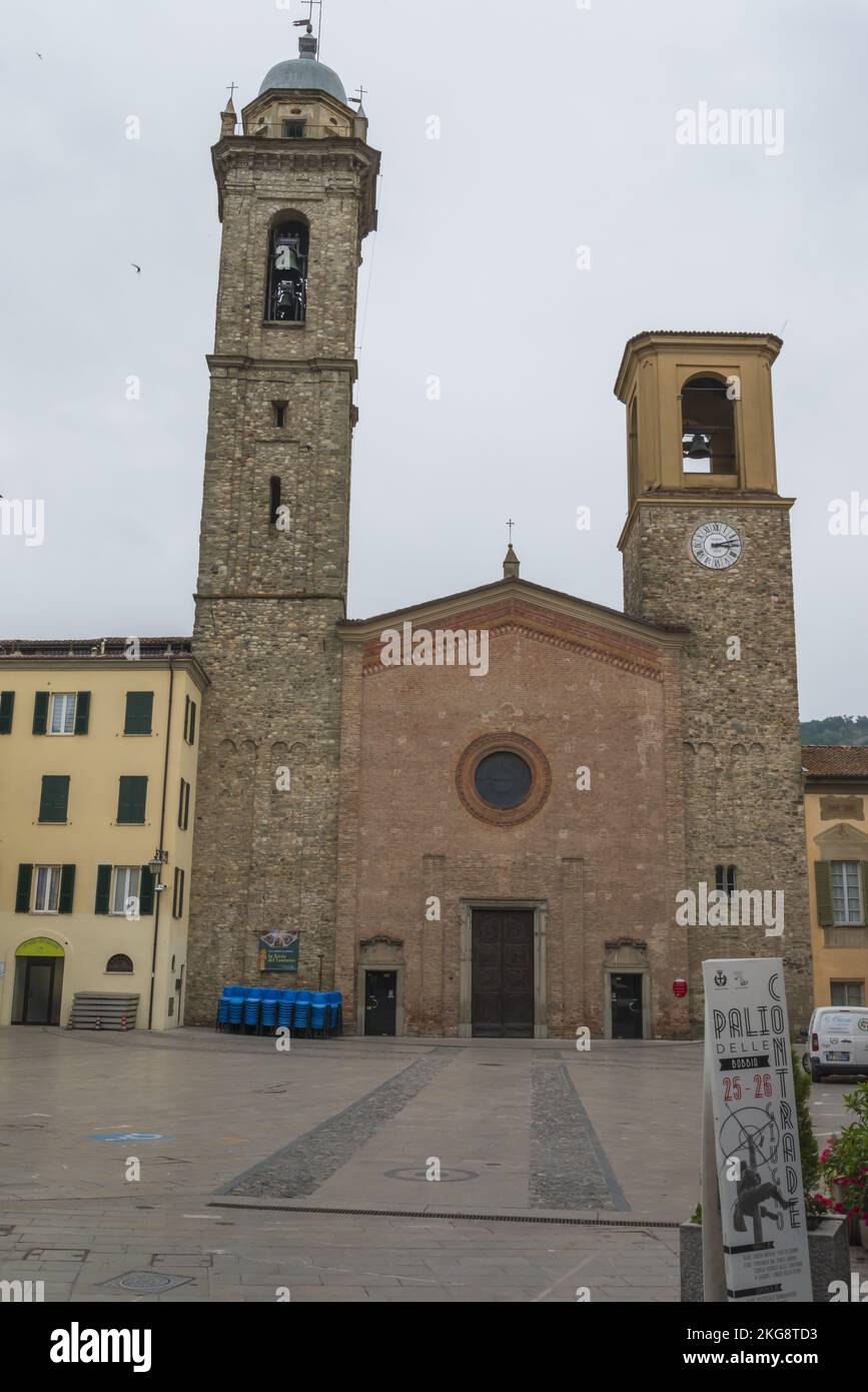 bobbio chiesa 3 Stock Photo - Alamy