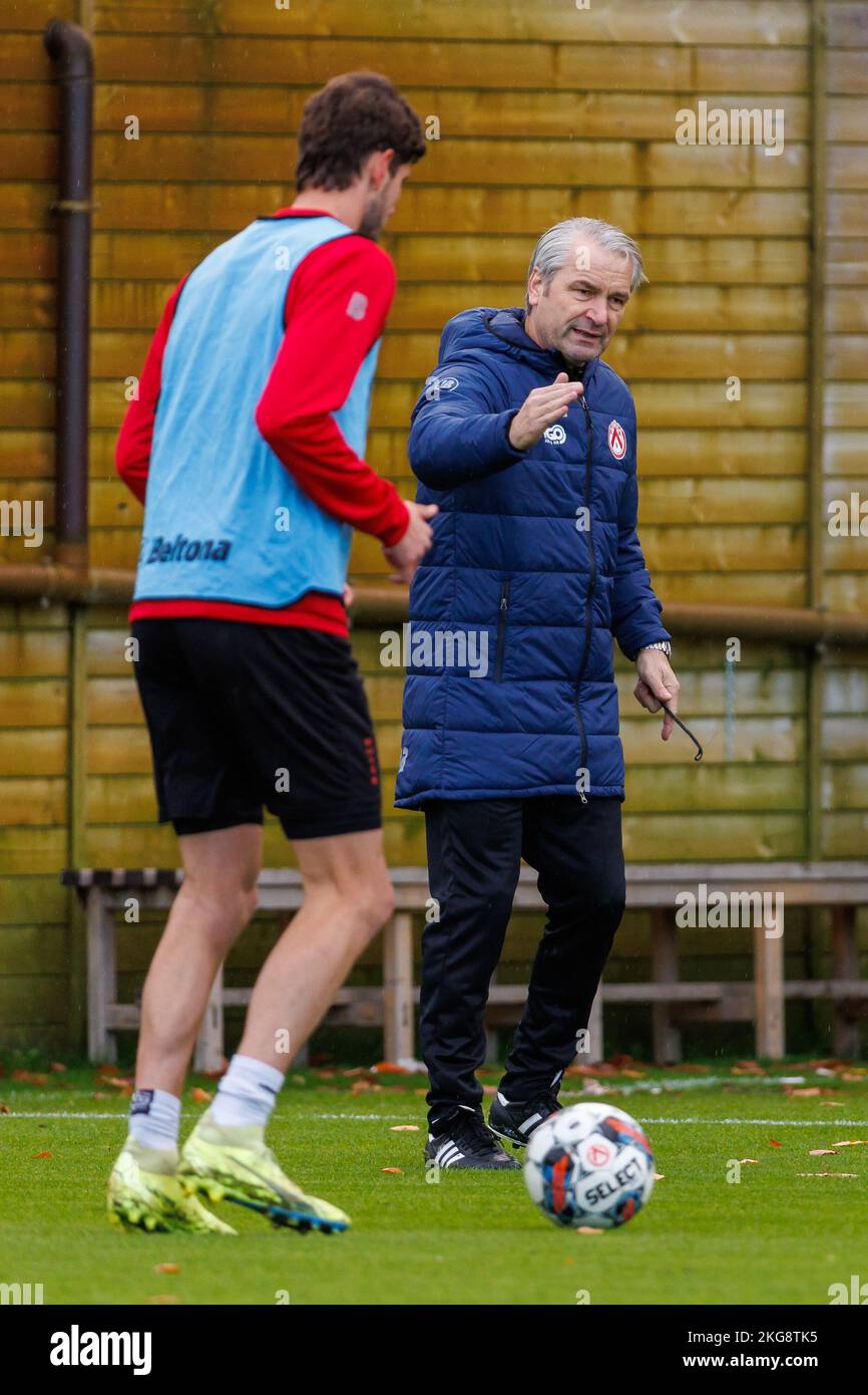 Belgium, 22/11/2022, Kortrijk's new head coach Bernd Storck pictured ...