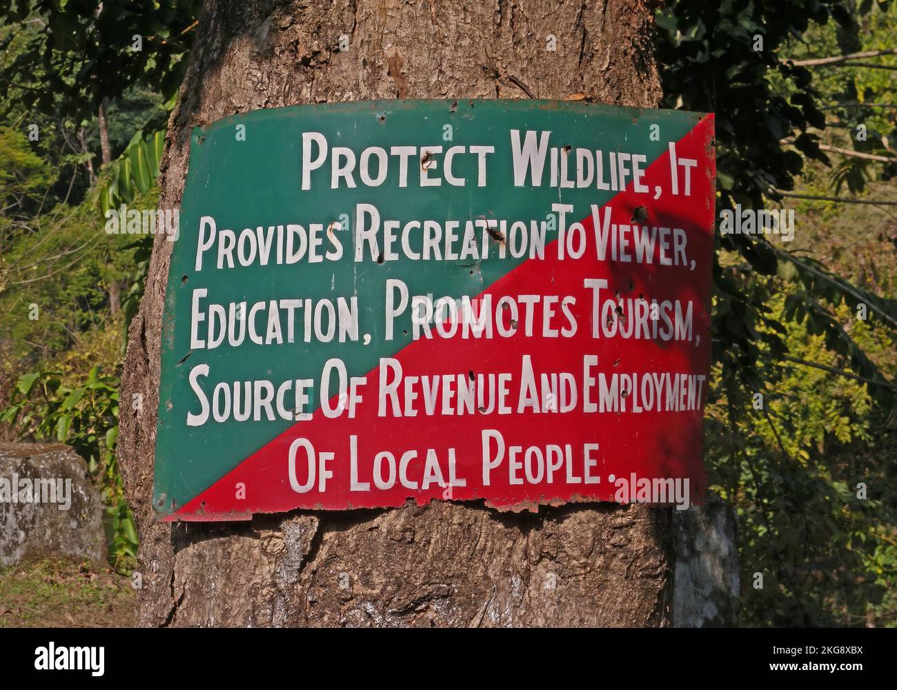 Anti hunting sign hi-res stock photography and images - Alamy