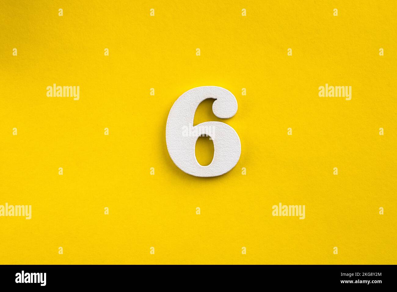 Yellow font number six hi-res stock photography and images - Alamy
