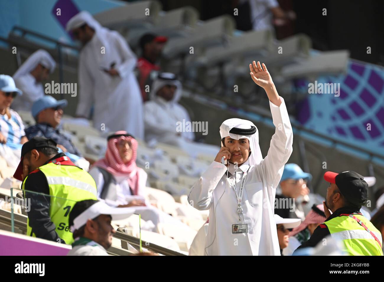 Doha, Katar. 22nd Nov, 2022. Qataris in their traditional robes in the ...