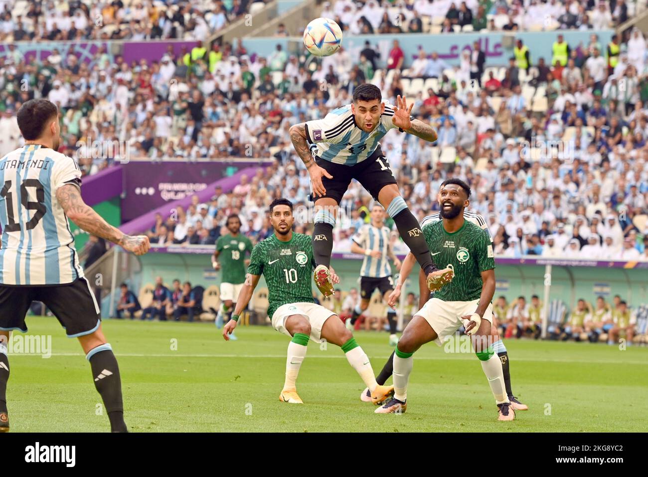 Doha, Katar. 22nd Nov, 2022. Header ROMERO Cristian (ARG), action ...