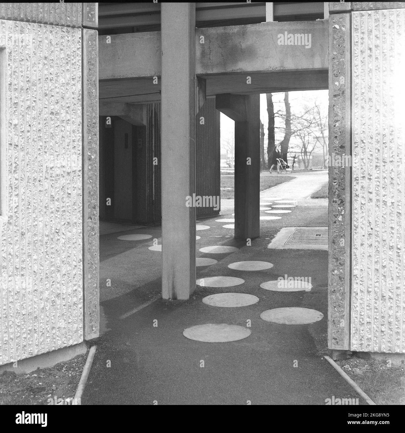 1950s social housing development hi-res stock photography and images ...