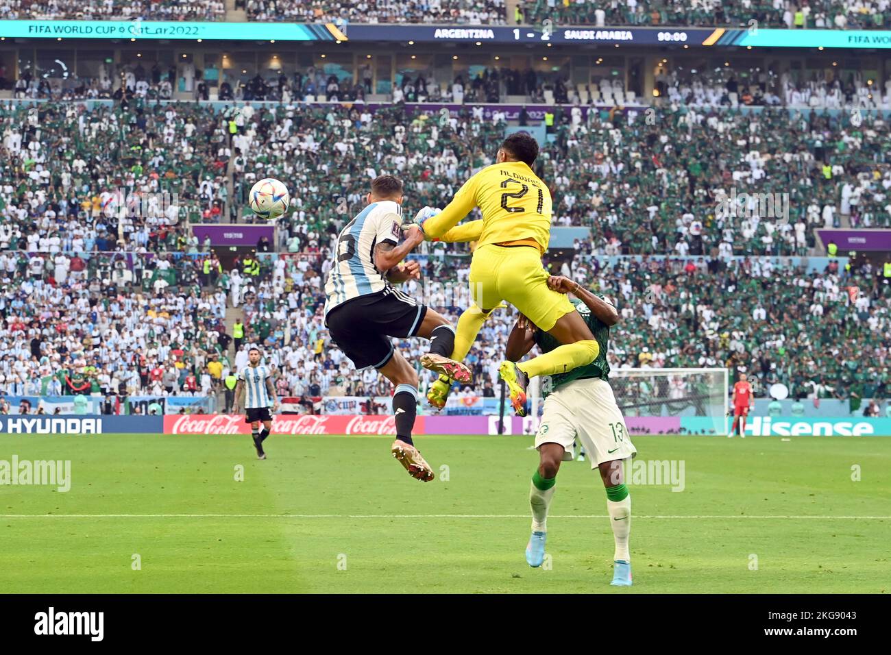 Doha, Katar. 22nd Nov, 2022. MOHAMMED ALOWAIS (KSA), clash with YASSER ...