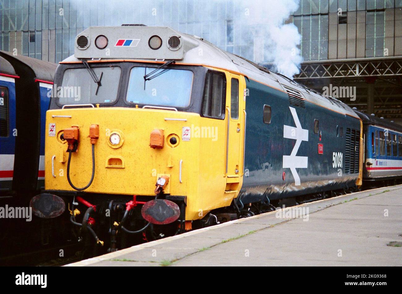 50031 'Hood' Class 50 seen at London Waterloo with 1V09, the 09.10 ...
