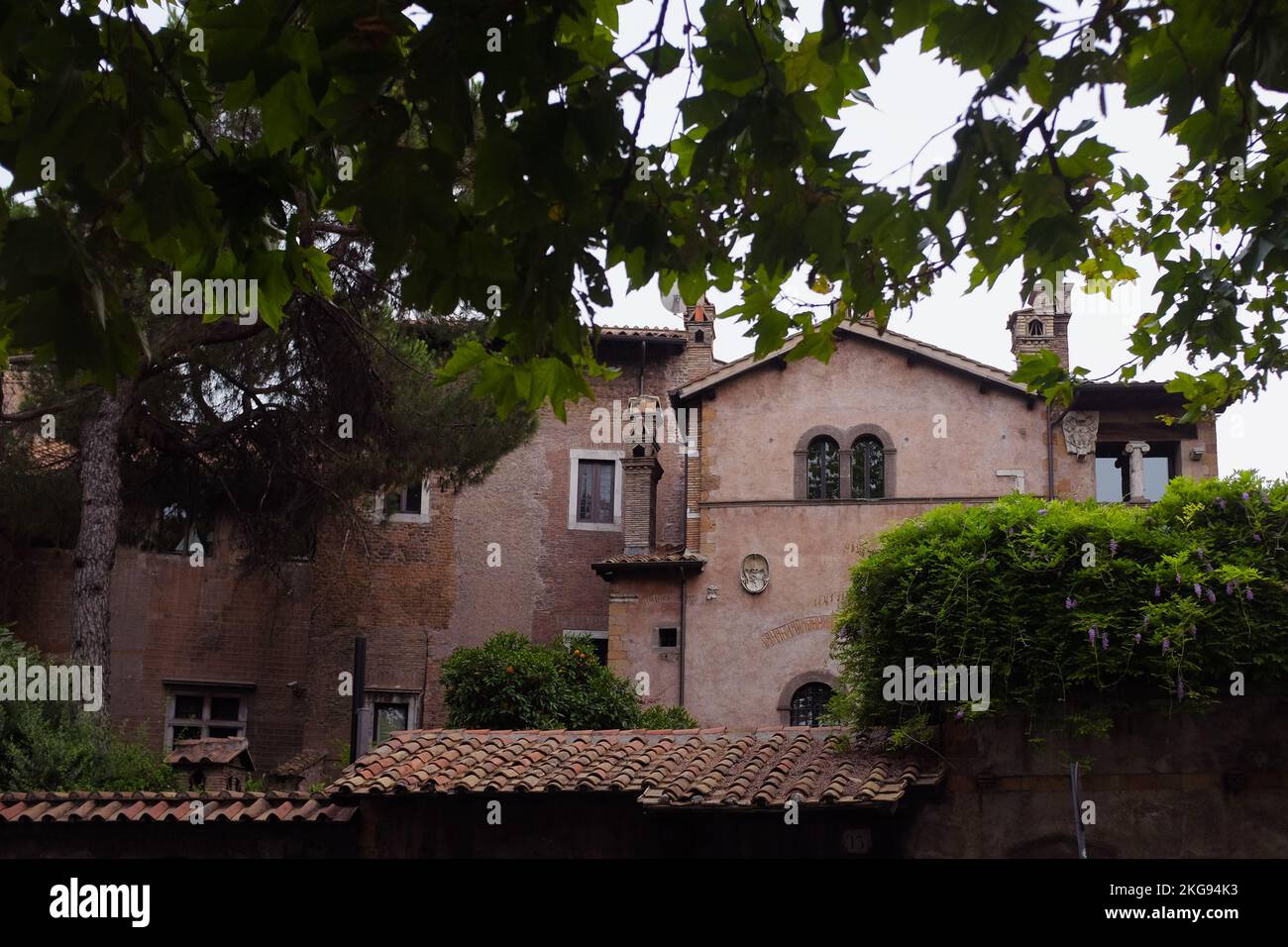 Classic italian architecture hi-res stock photography and images - Alamy