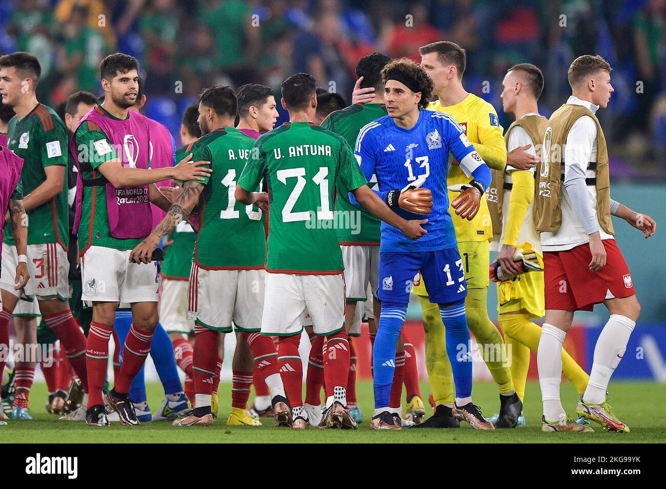 DOHA, QATAR - NOVEMBER 22: Uriel Antuna of Mexico and Guillermo Ochoa ...