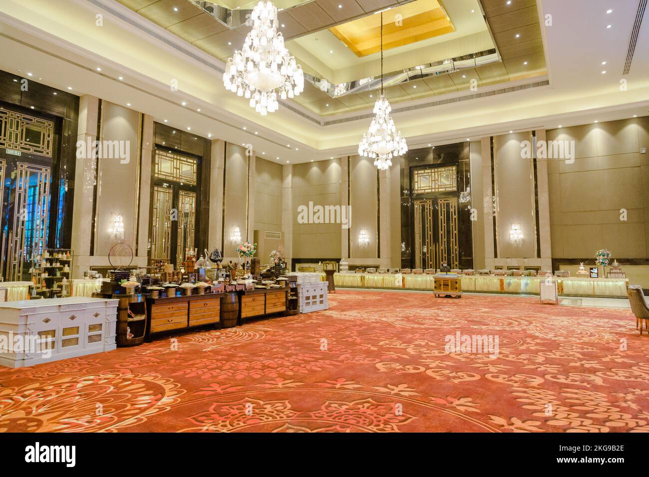 The Beautiful Decorations cultural program, Wedding Decorations, props ...