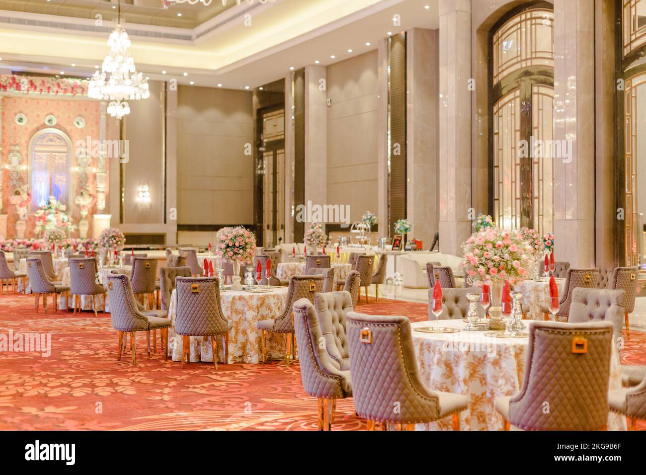 The Beautiful Decorations cultural program, Wedding Decorations, props ...