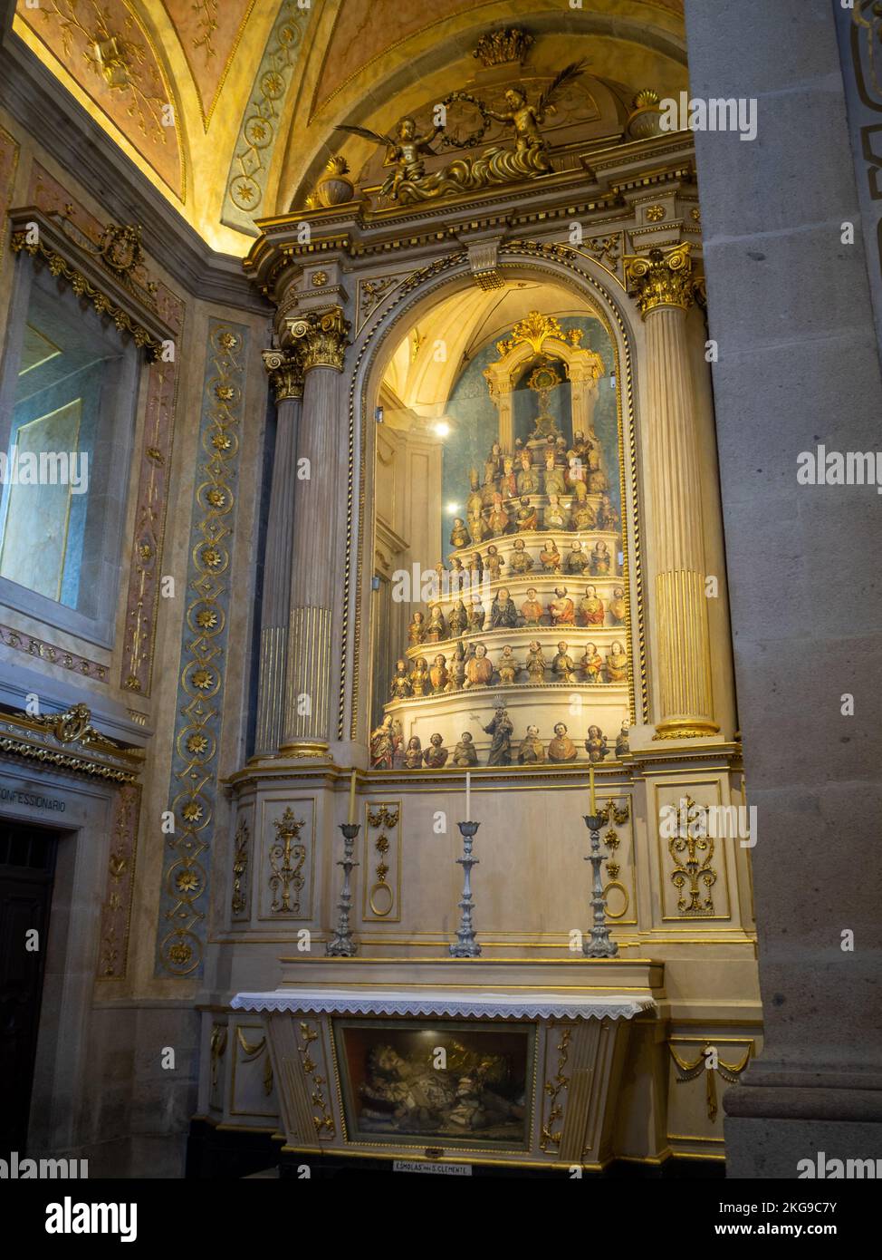 Bom Jesus do Monte Sanctuary altarpiece Stock Photo - Alamy