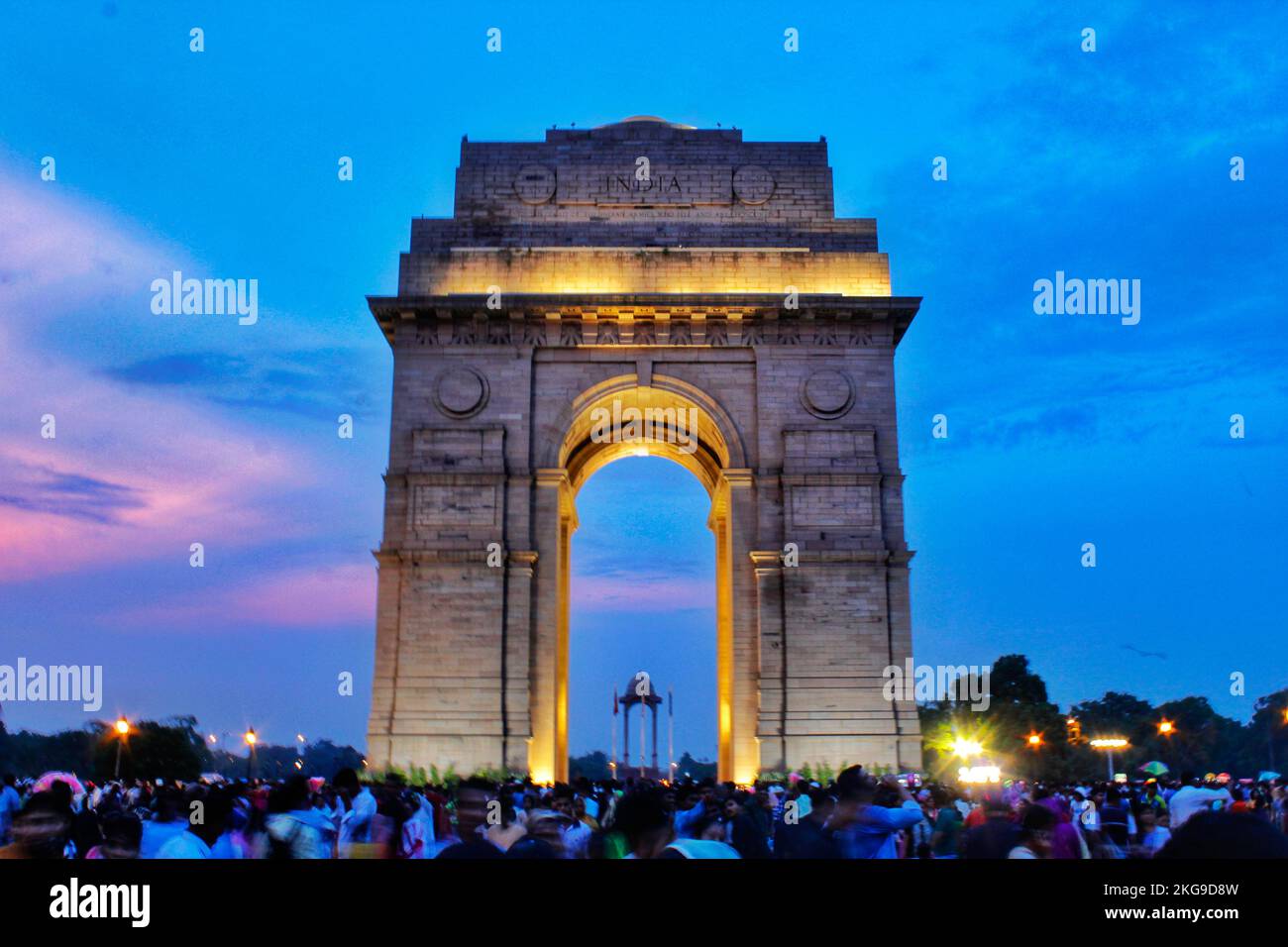 India Gate, Delhi - India - Evening view of tourist on historical place ...