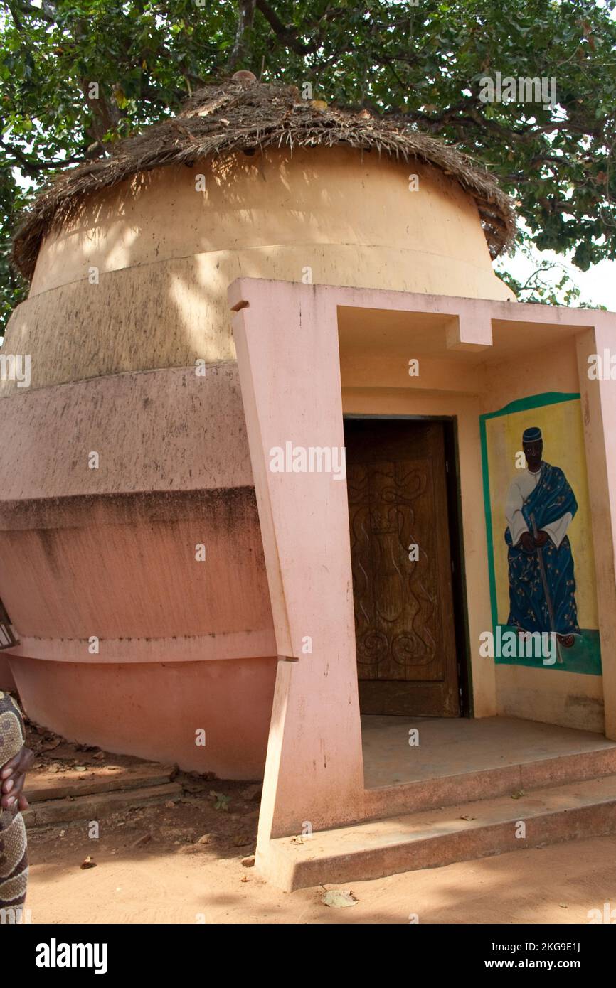 Picture of priest at entrance to python pit, Temple of Pythons, Ouidah ...