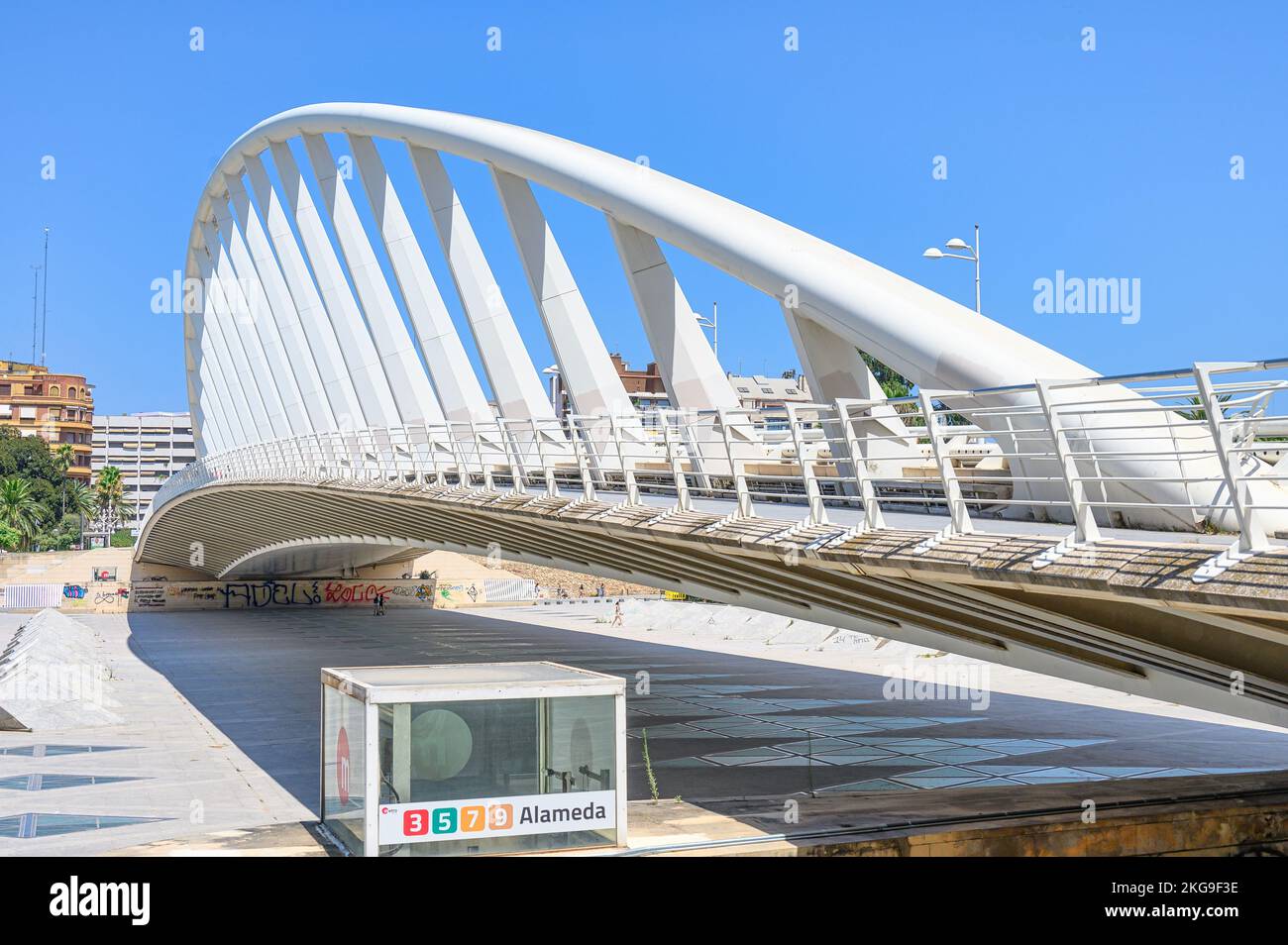 Alameda bridge santiago calatrava valencia hi-res stock photography and ...