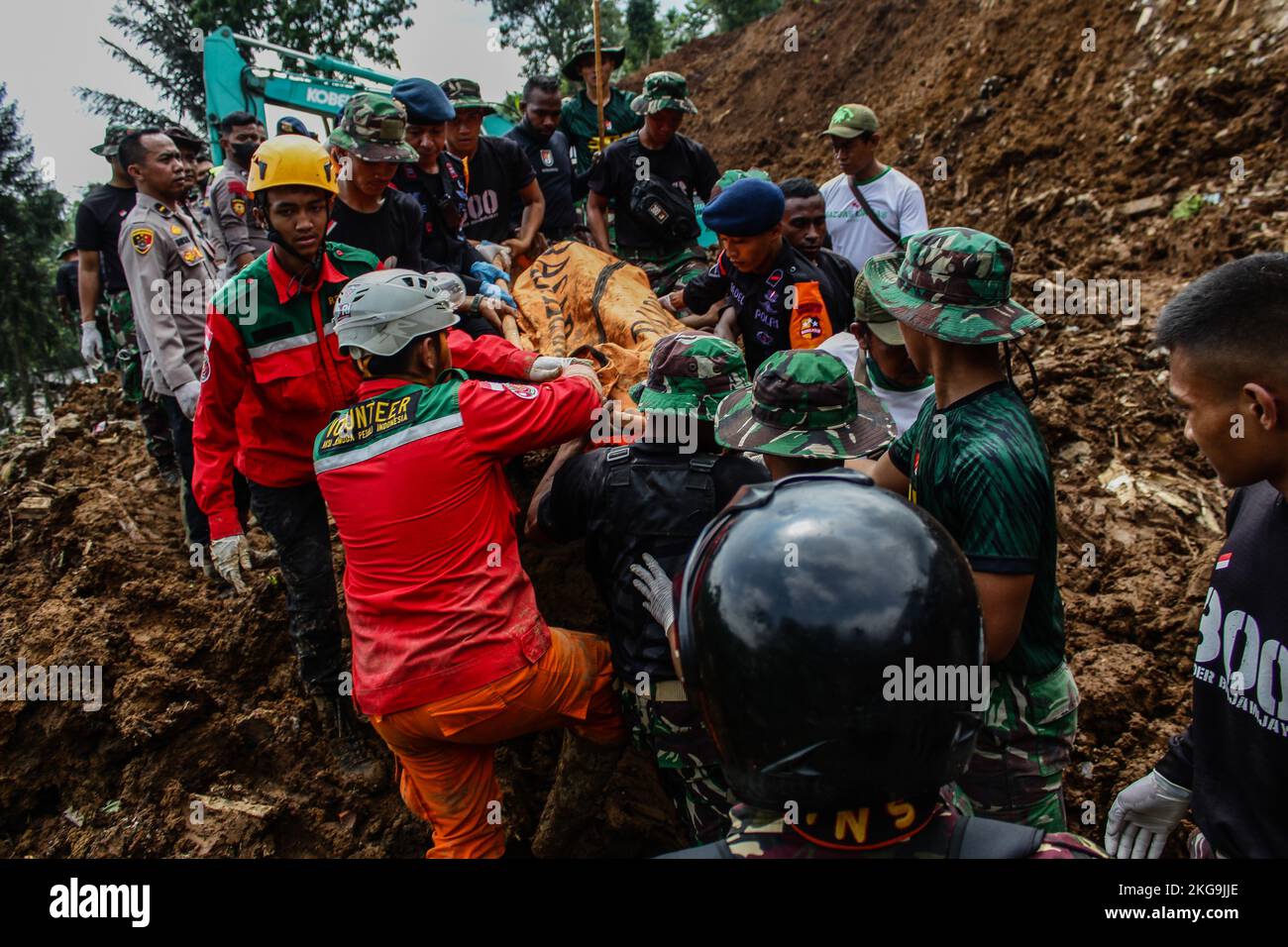 Cianjur, West Java, Indonesia. 22nd Nov, 2022. Joint SAR team members ...