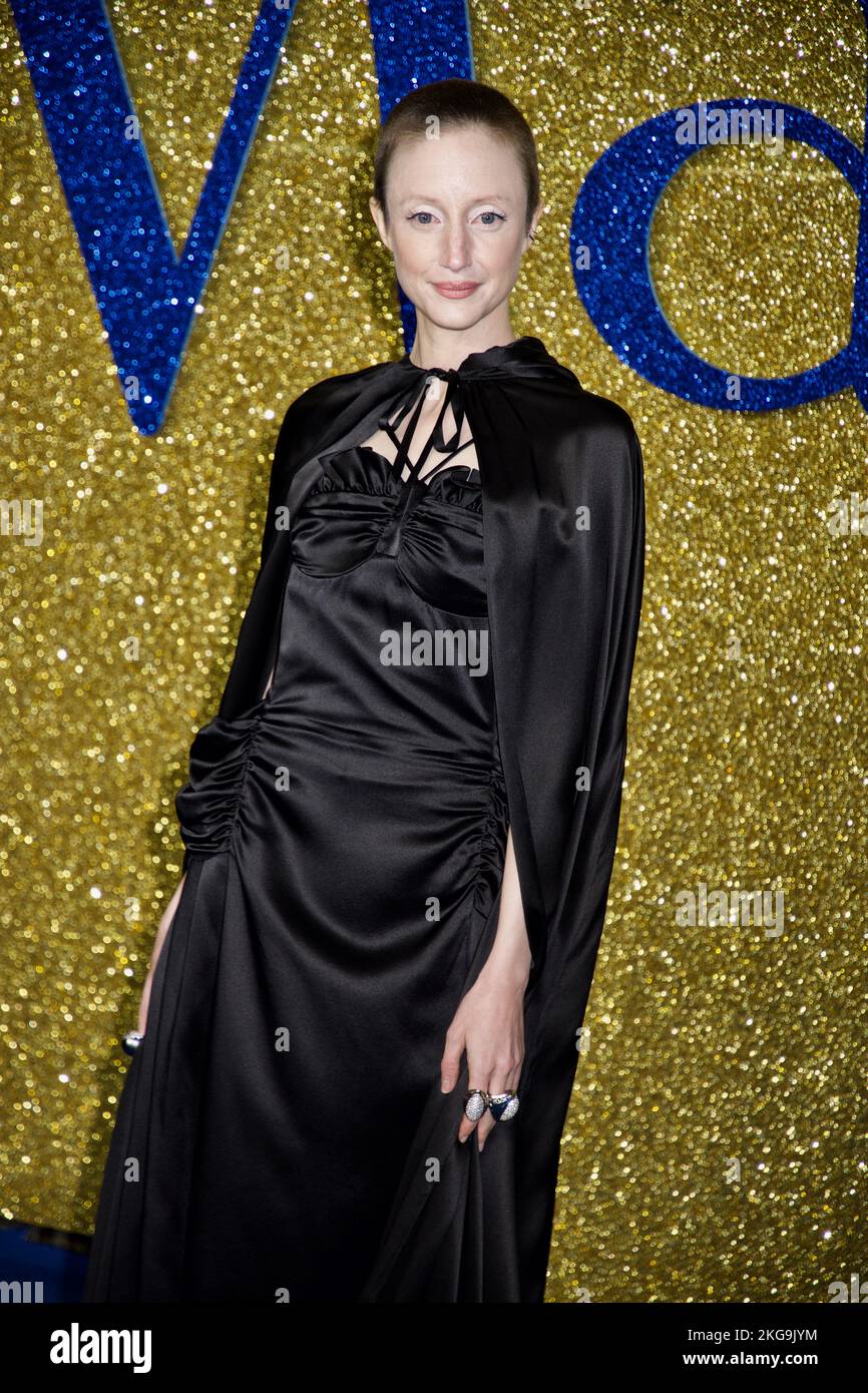 Matilda the musical arrivals hi-res stock photography and images - Alamy