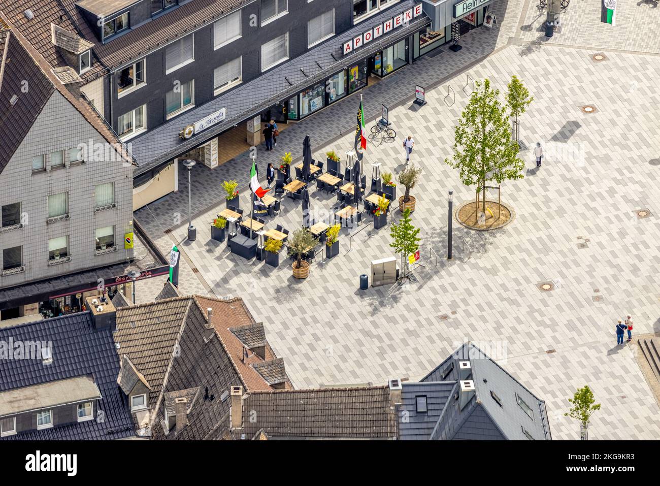 Aerial view, outdoor restaurant at Kaiser-Otto-Platz, Meschede town ...
