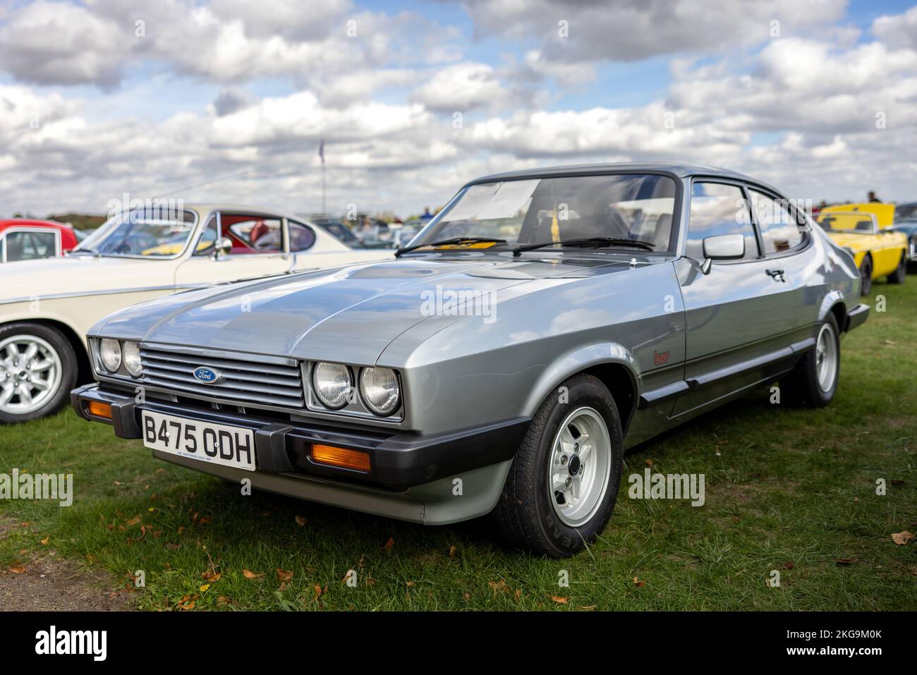1986 ford capri 2 litre laser hi-res stock photography and images - Alamy